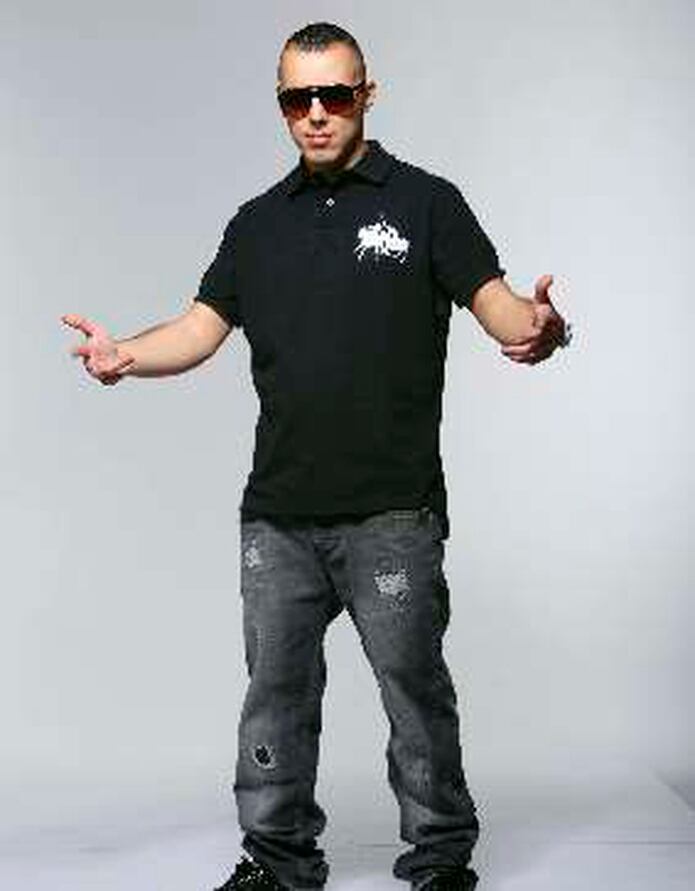 Lucenzo trabaja en un disco latino - Primera Hora