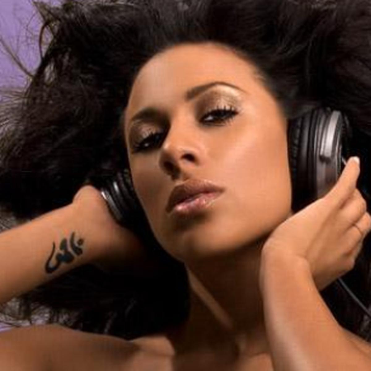 Lisa M Reggaeton Pareja