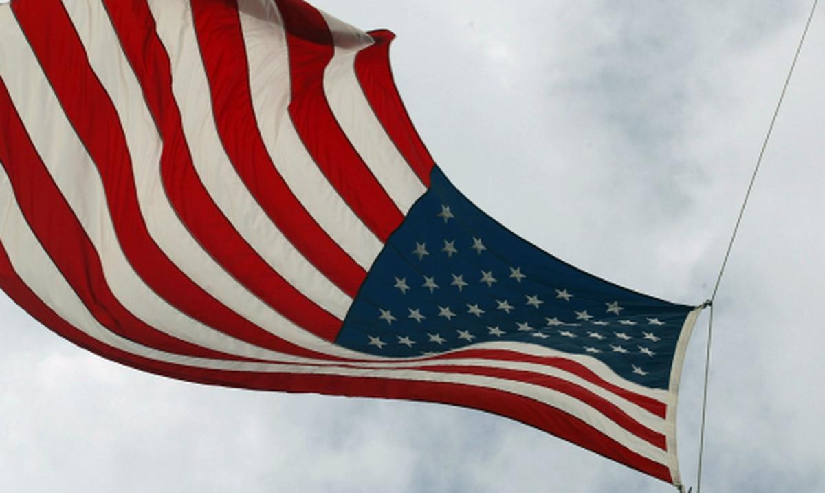 Estados Unidos restringe la entrada de viajeros de países con ébola a ...