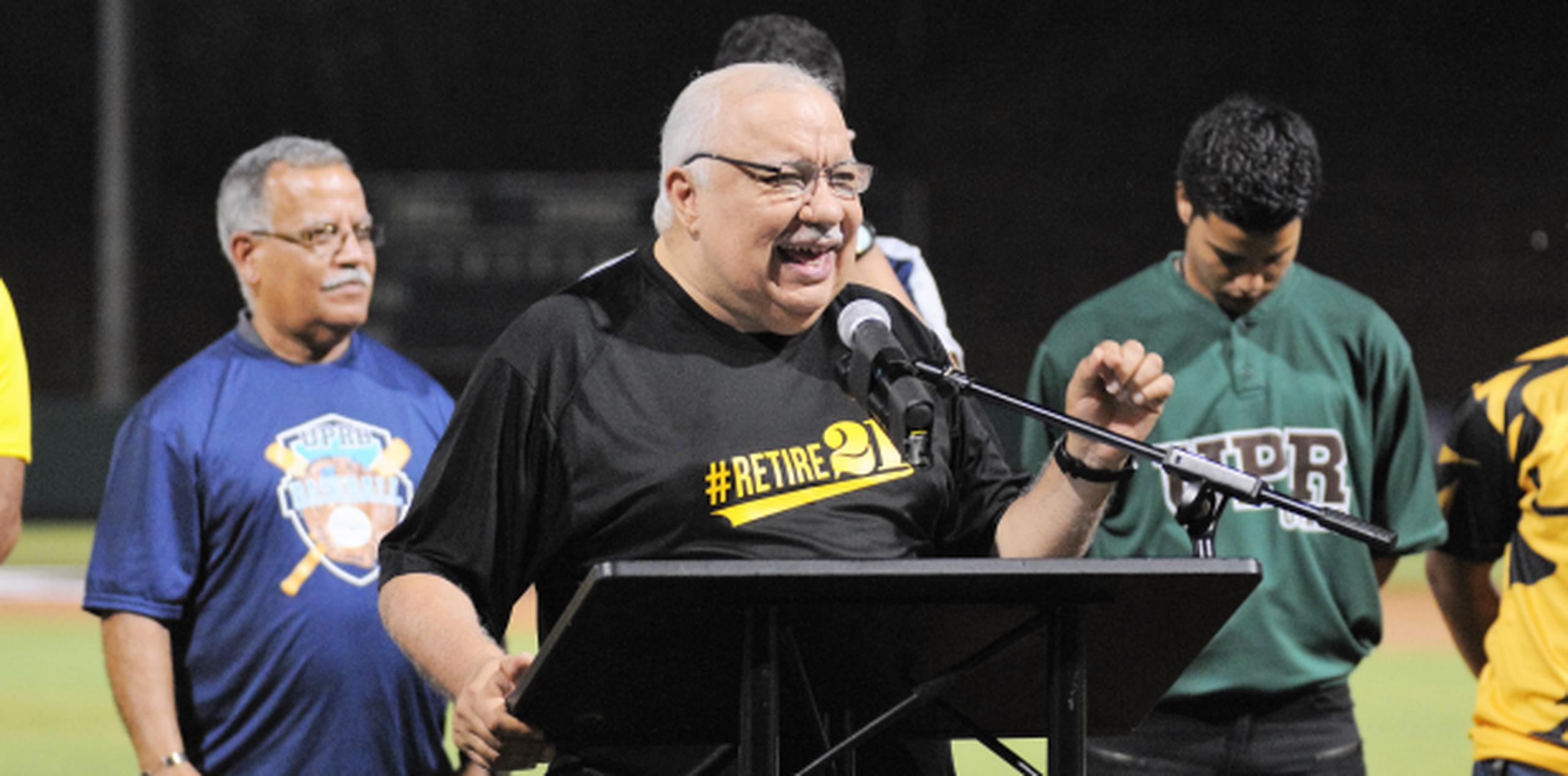 Rinden tributo al fenecido periodista Elliott Castro - Primera Hora