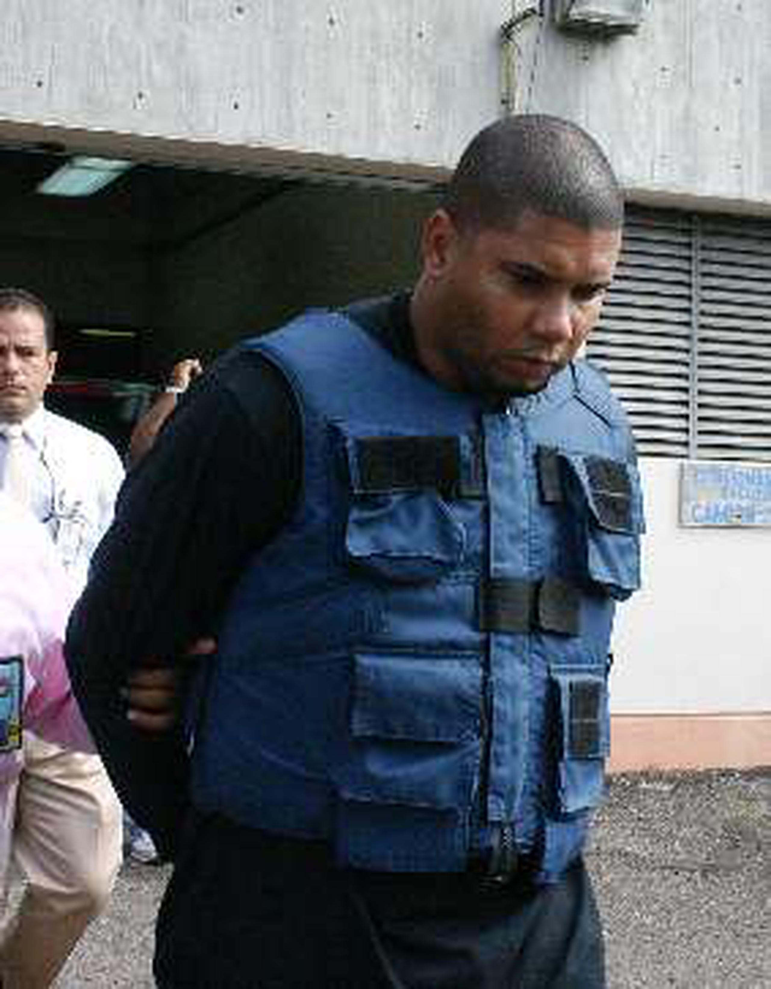 Testifica en juicio esposa de abogado asesinado - Primera Hora