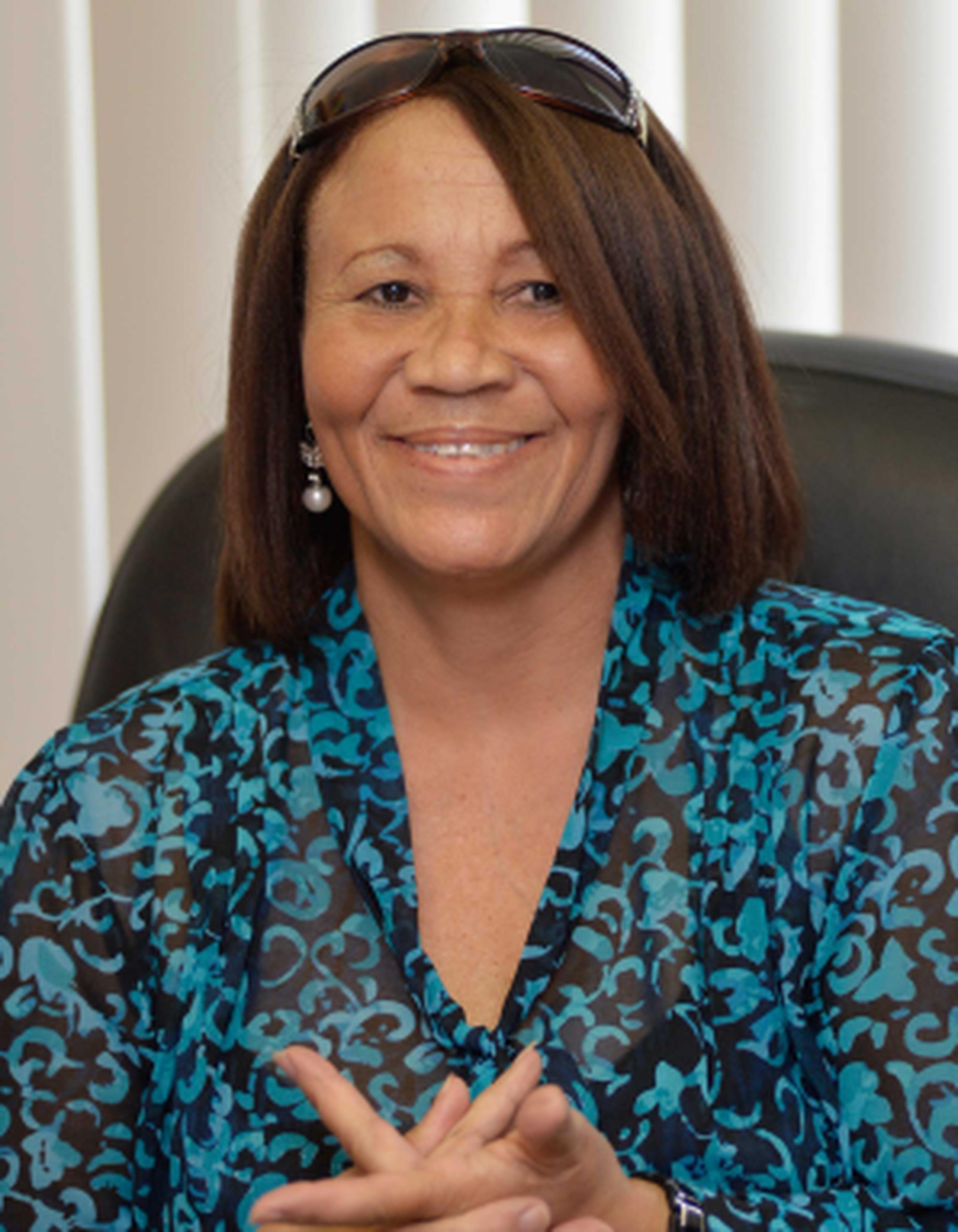 Con boleto de ida Aida de los Santos - Primera Hora