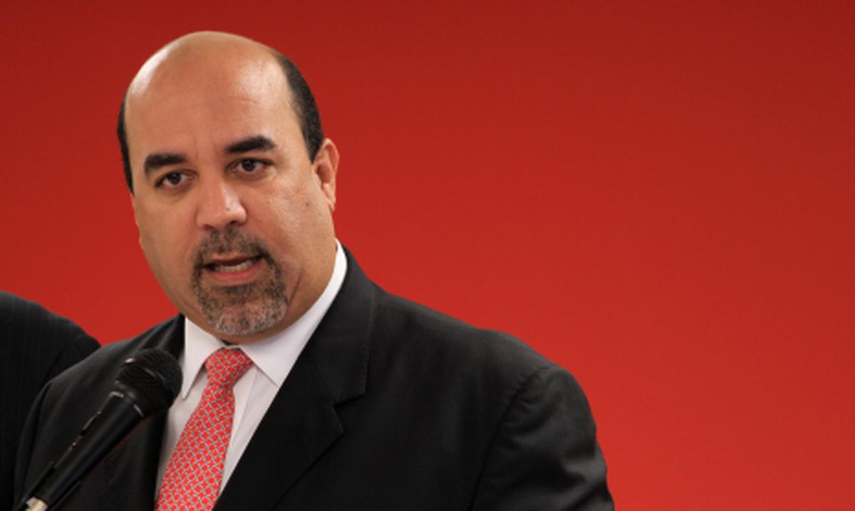 Populares piden destitución de Edwin Mundo - Primera Hora