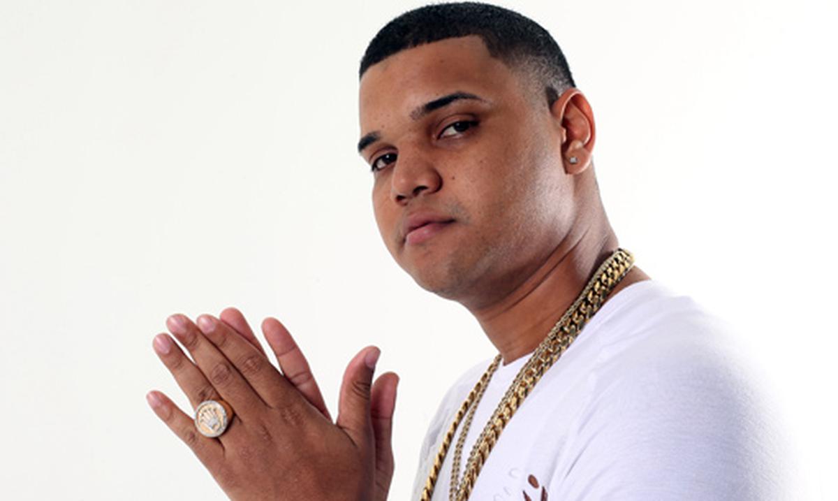 D.Ozi quiere brindar ánimo - Primera Hora