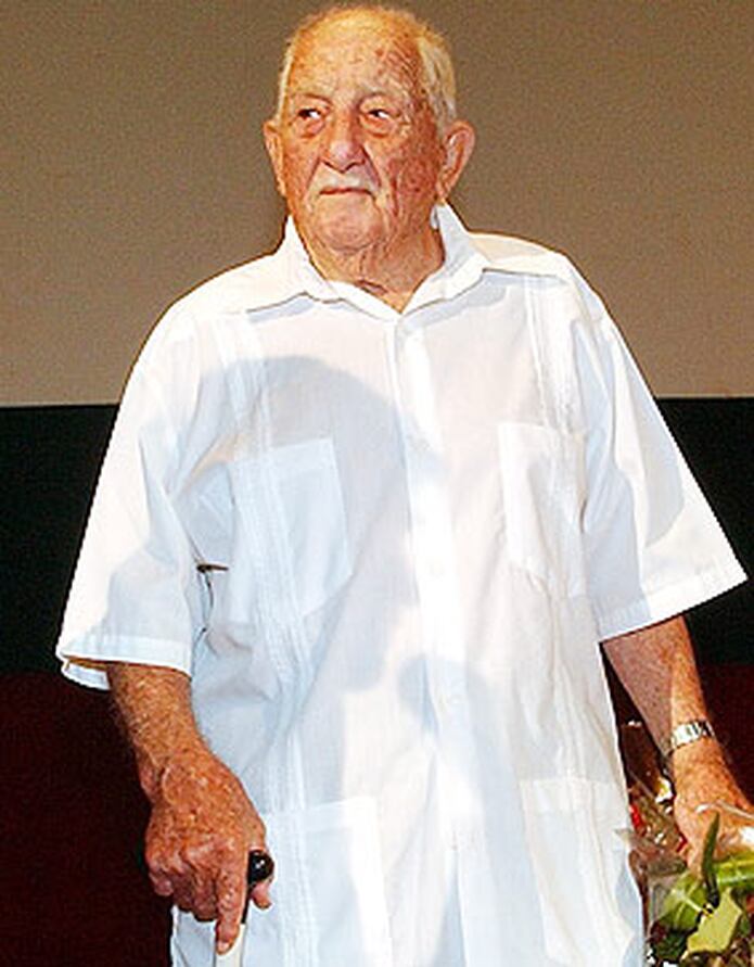 Fallece Alberto Granados, compañero del viaje en motora del Che ...