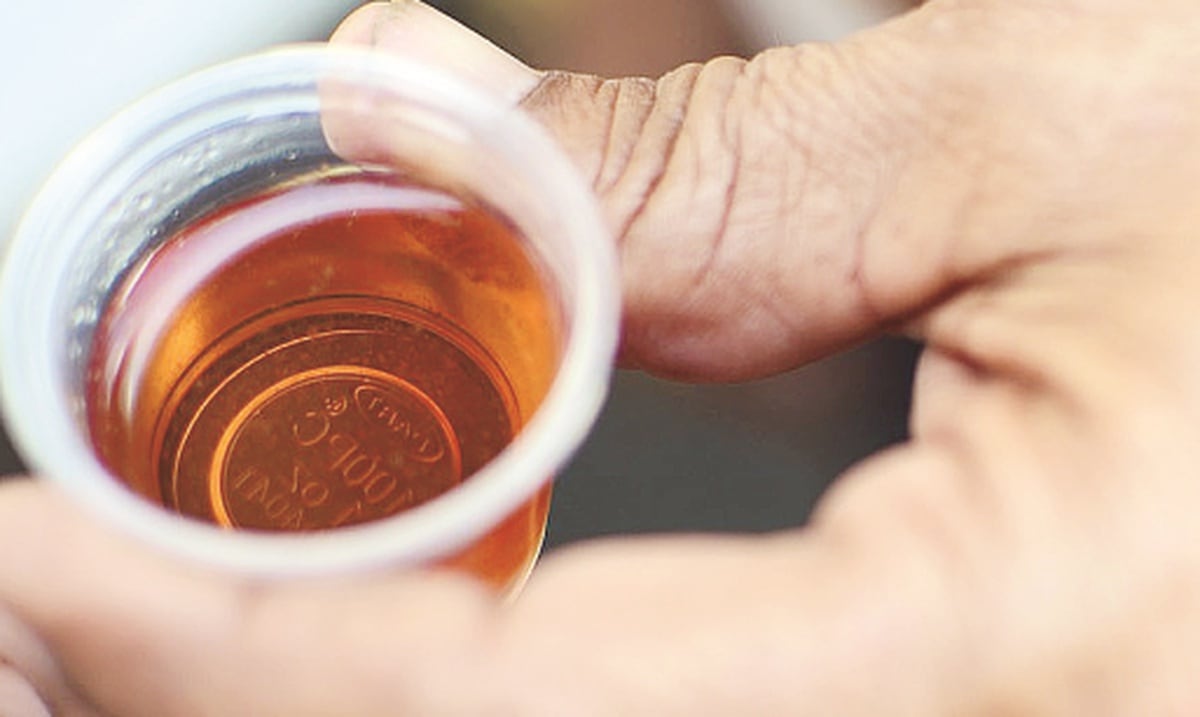 Pitorro, la bebida "prohibida" que nunca falta a la fiesta - Primera Hora