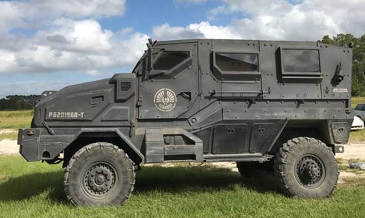 Vehículo de la película Hunger Games visitará la Isla - Primera Hora