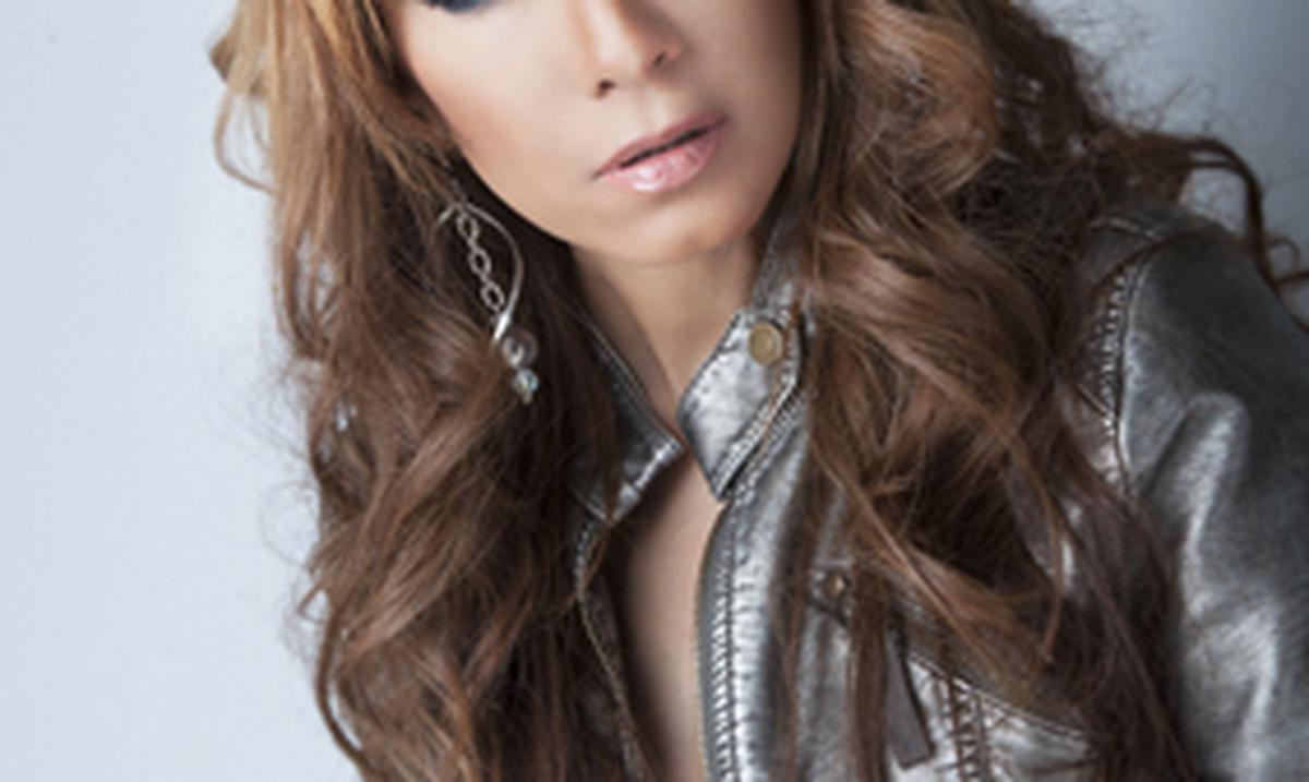 Lourdes Robles explora una nueva etapa - Primera Hora