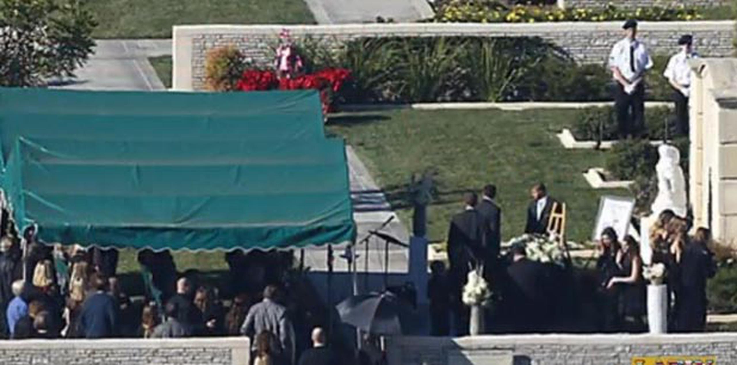 Celebridades acudieron al funeral de Paul Walker - Primera Hora