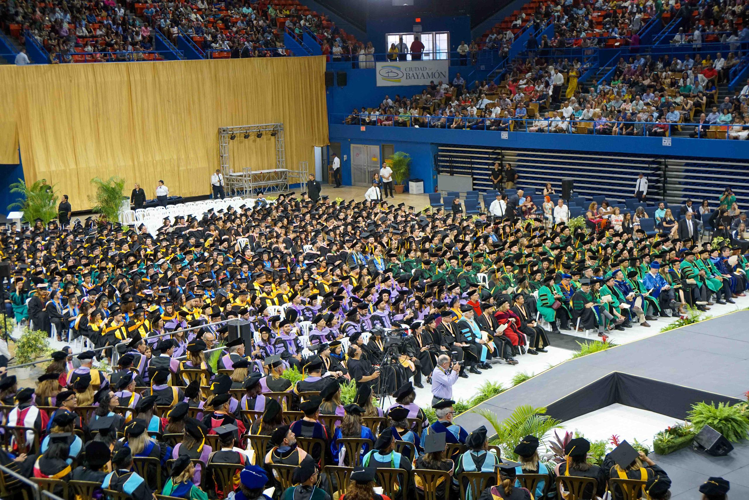Se gradúan 793 profesionales de la salud de Ciencias Médicas - Primera Hora