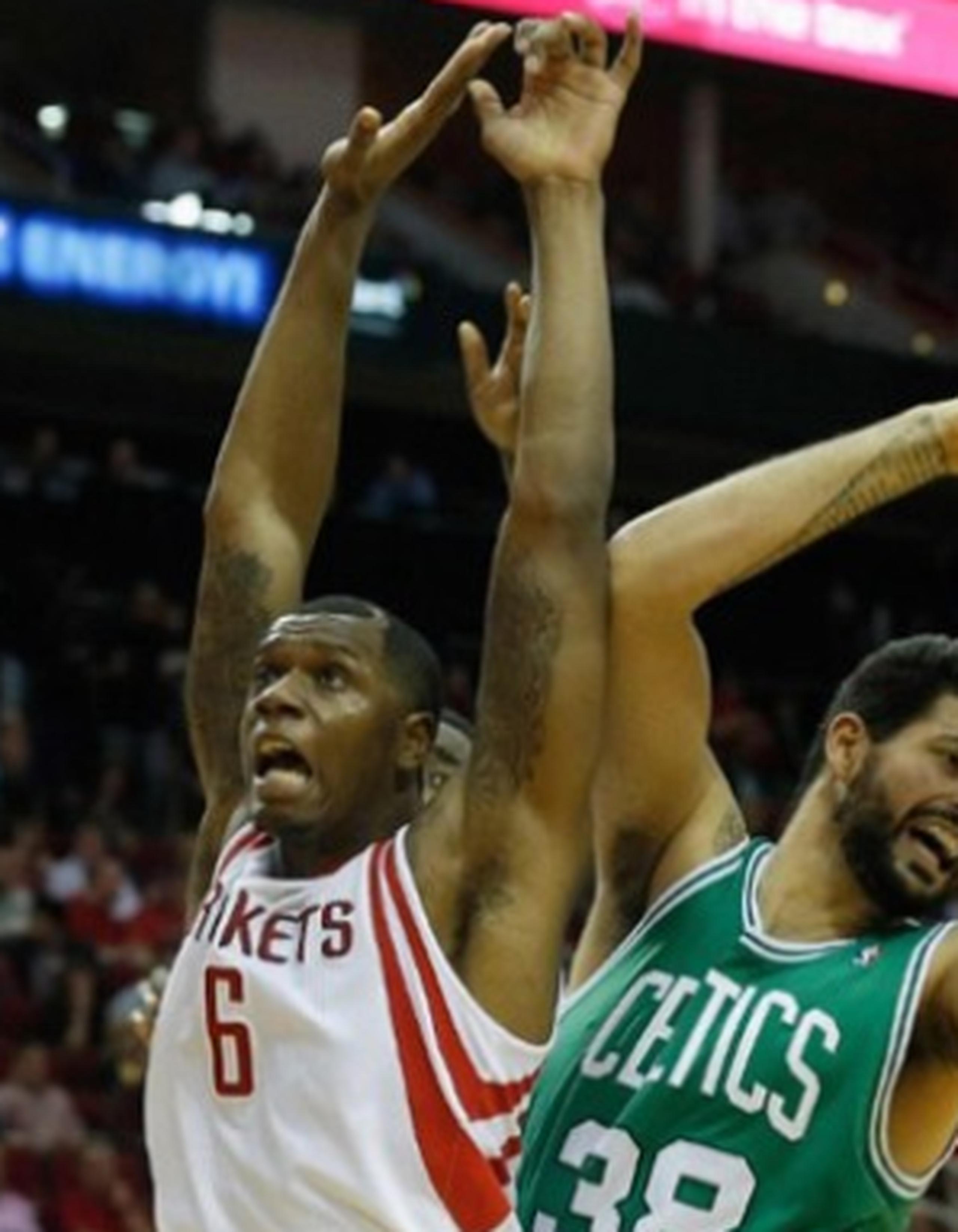 NBA: Jones y Rockets apabullan a Celtics - Primera Hora