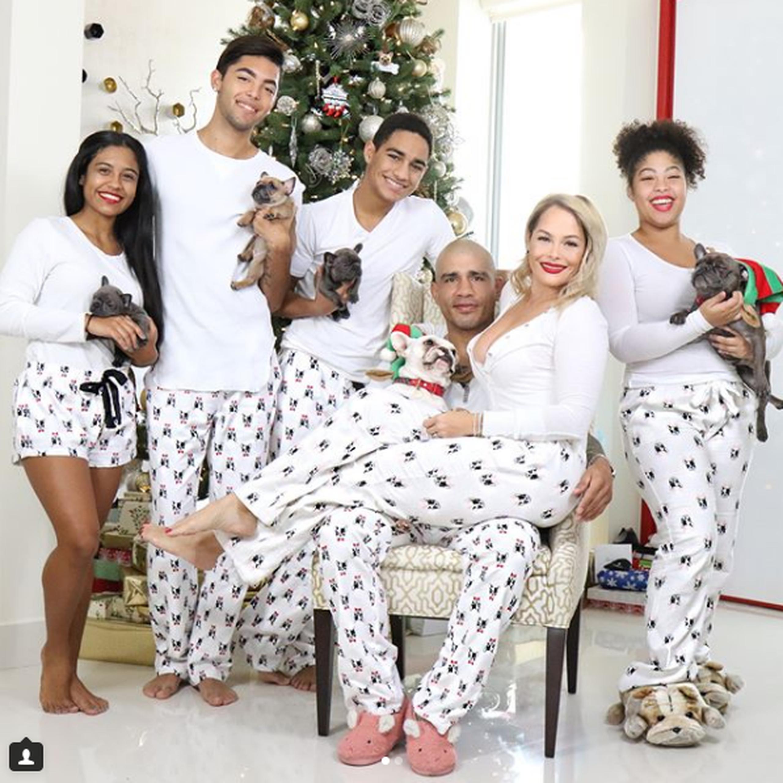 Miguel Cotto ¿hipnotizado por los encantos de su esposa? - Primera Hora