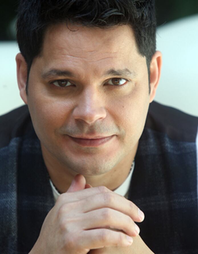 Padre de Rey Ruiz causó tres muertes en accidente de auto - Primera Hora