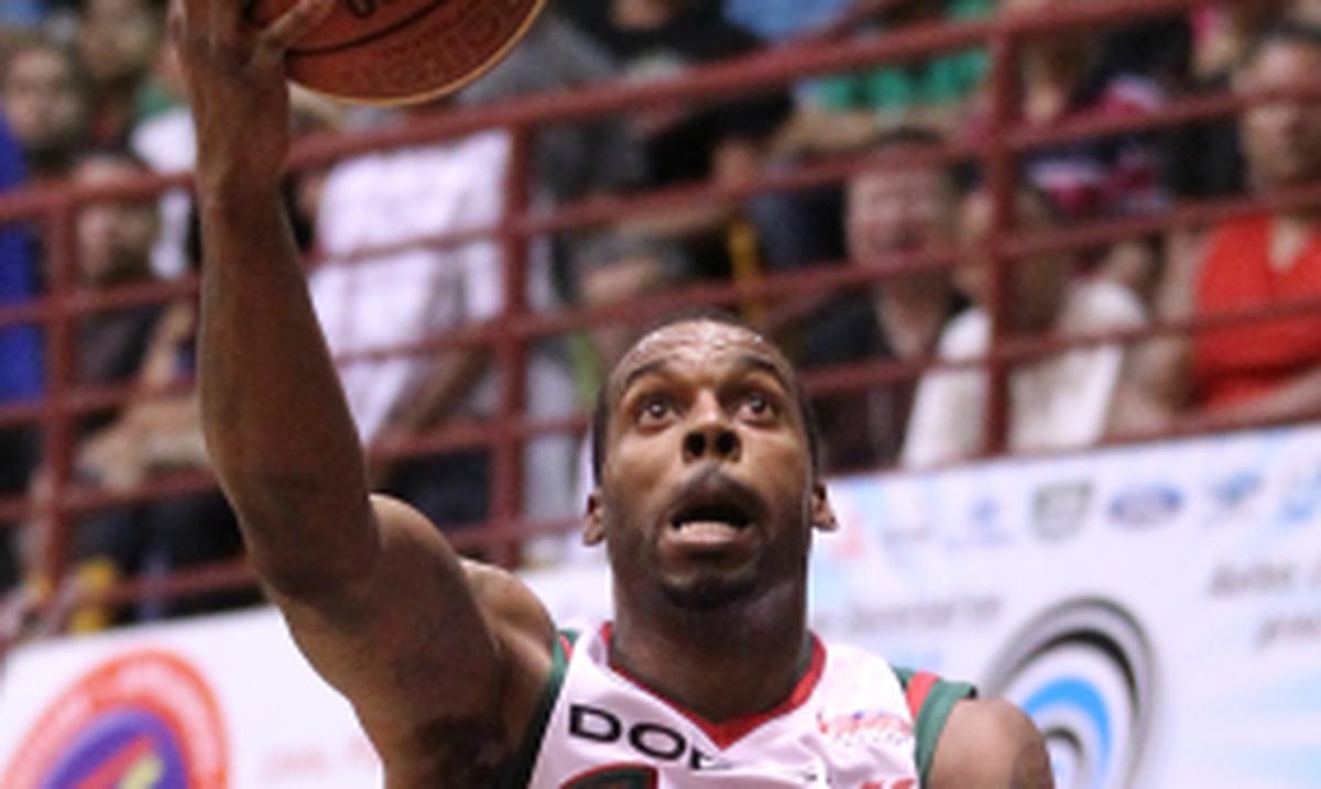 Donta Smith salva a los Indios ante los Mets - Primera Hora