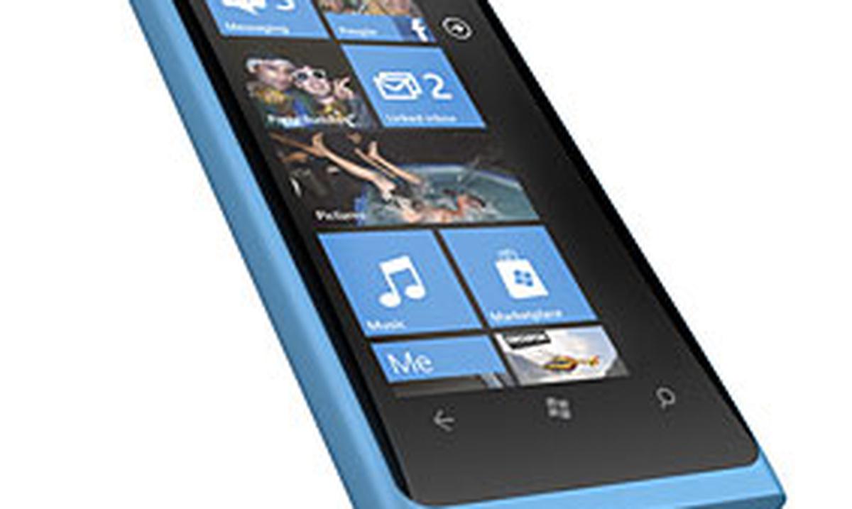 Llega el primer smartphone de Nokia con Windows Phone - Primera Hora