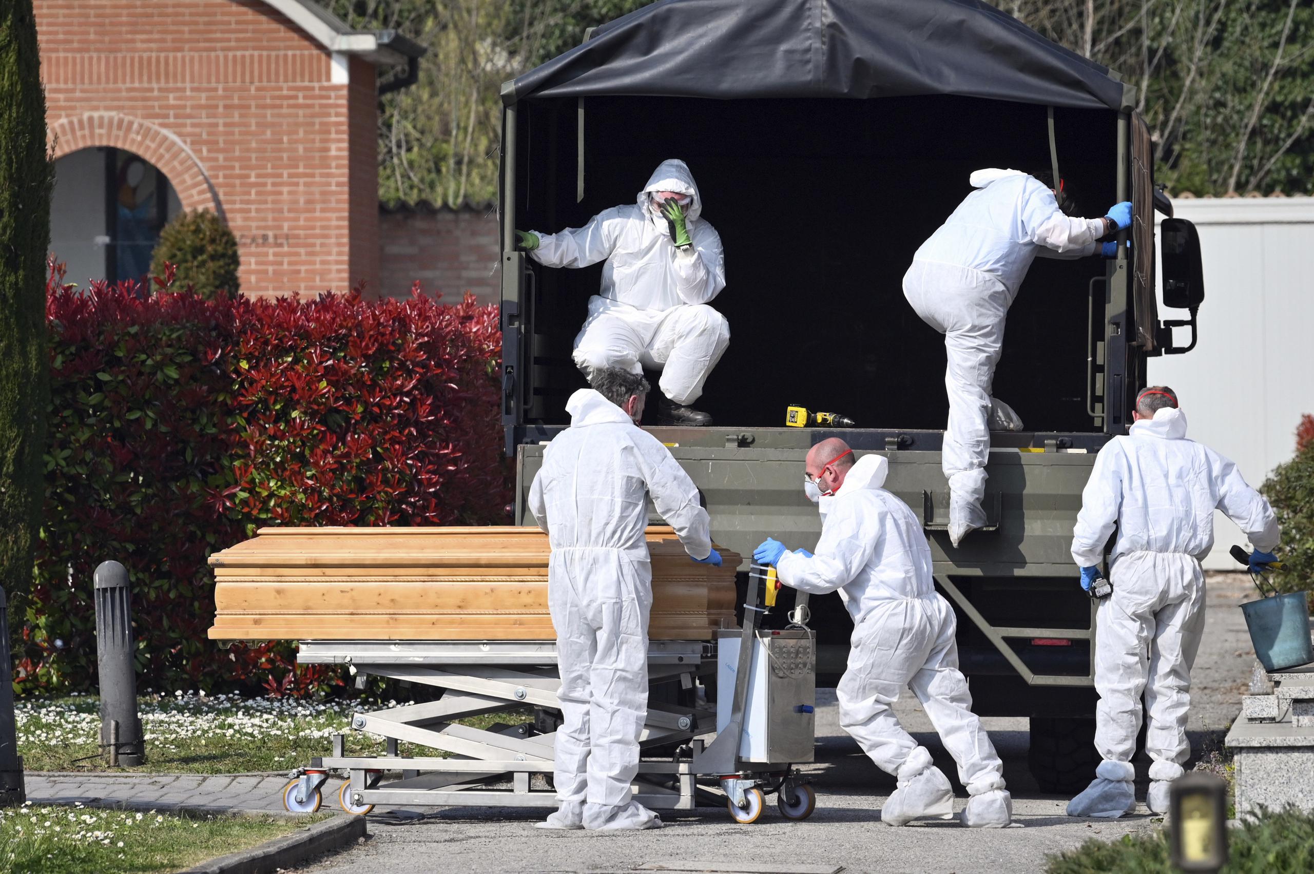 Italia Con Nuevo Récord 793 Muertos En Un Día Primera Hora