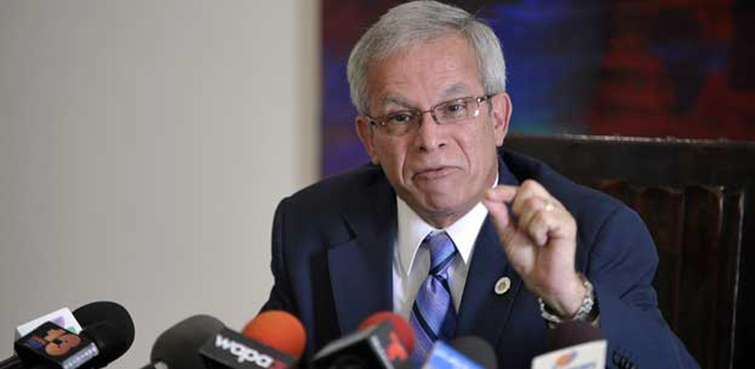 Miguel Muñoz dijo que no le quedó más remedio que renunciar - Primera Hora