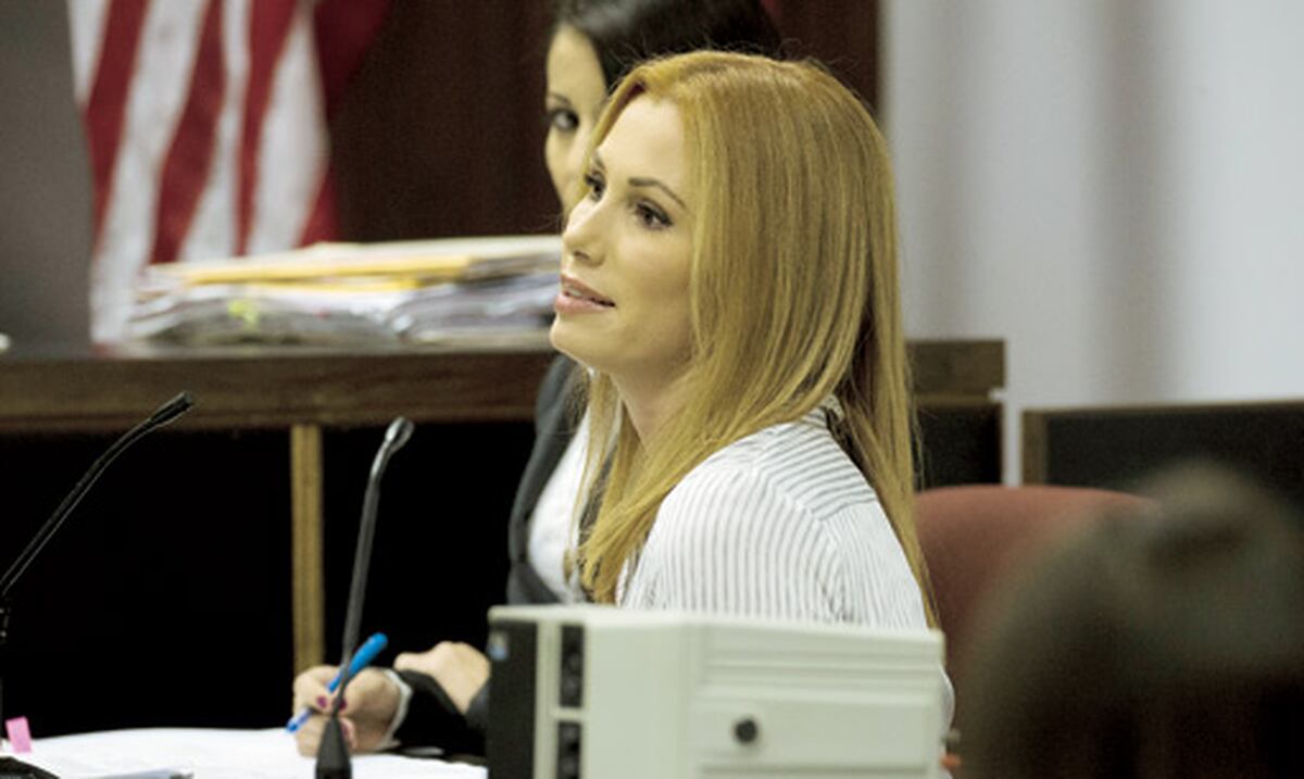 Desirée Lowry: “Ha sido doloroso para mí" - Primera Hora