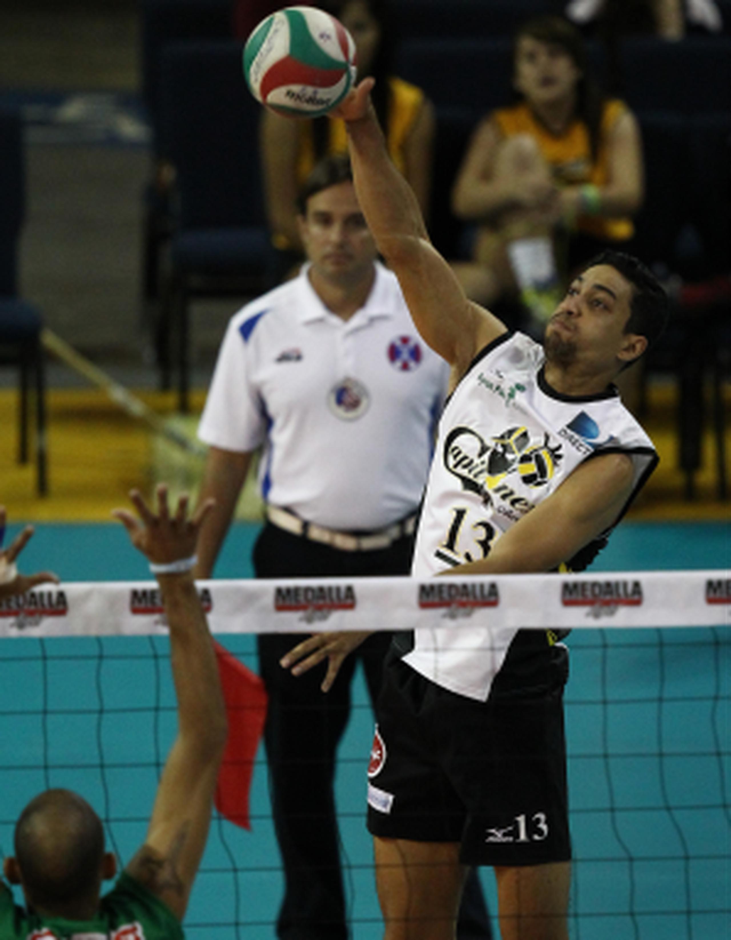 Héctor "Picky" Soto se acerca a los 5,000 puntos - Primera Hora