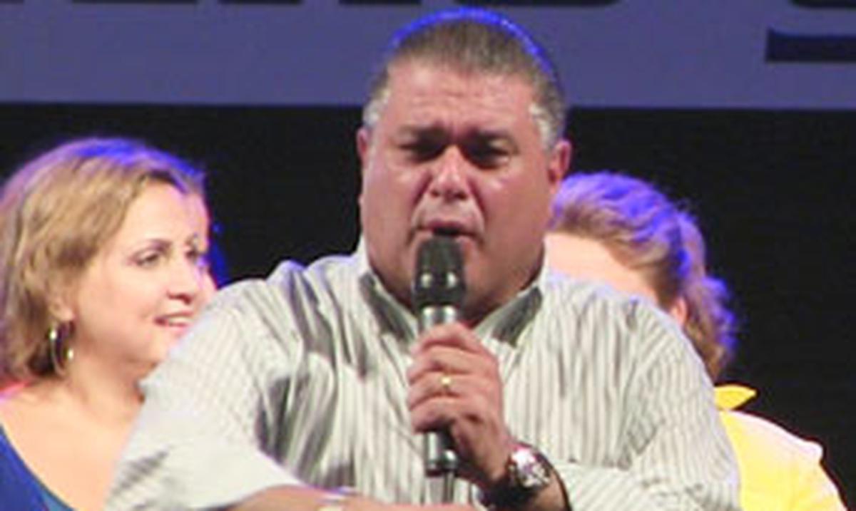 Santini celebra en Hato Rey su cierre de campaña - Primera Hora