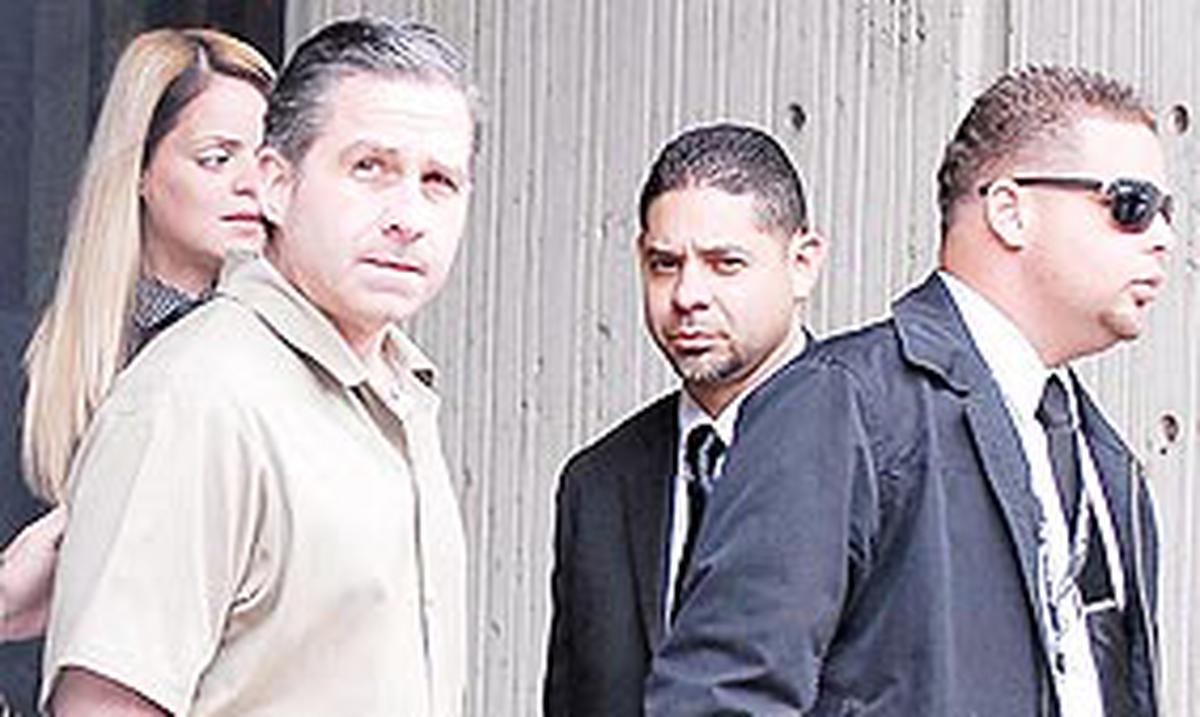 Jueza le da dos meses a nuevo abogado de De Castro Font para que se ...