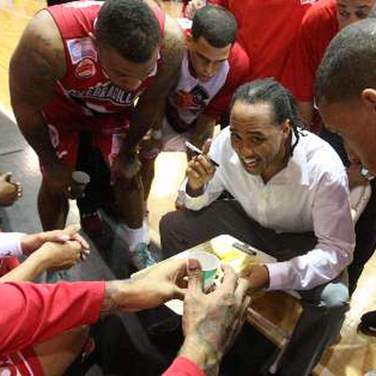 Calvin Thomas “C.J.” Bruton fue el único que dijo “sí” - Primera Hora