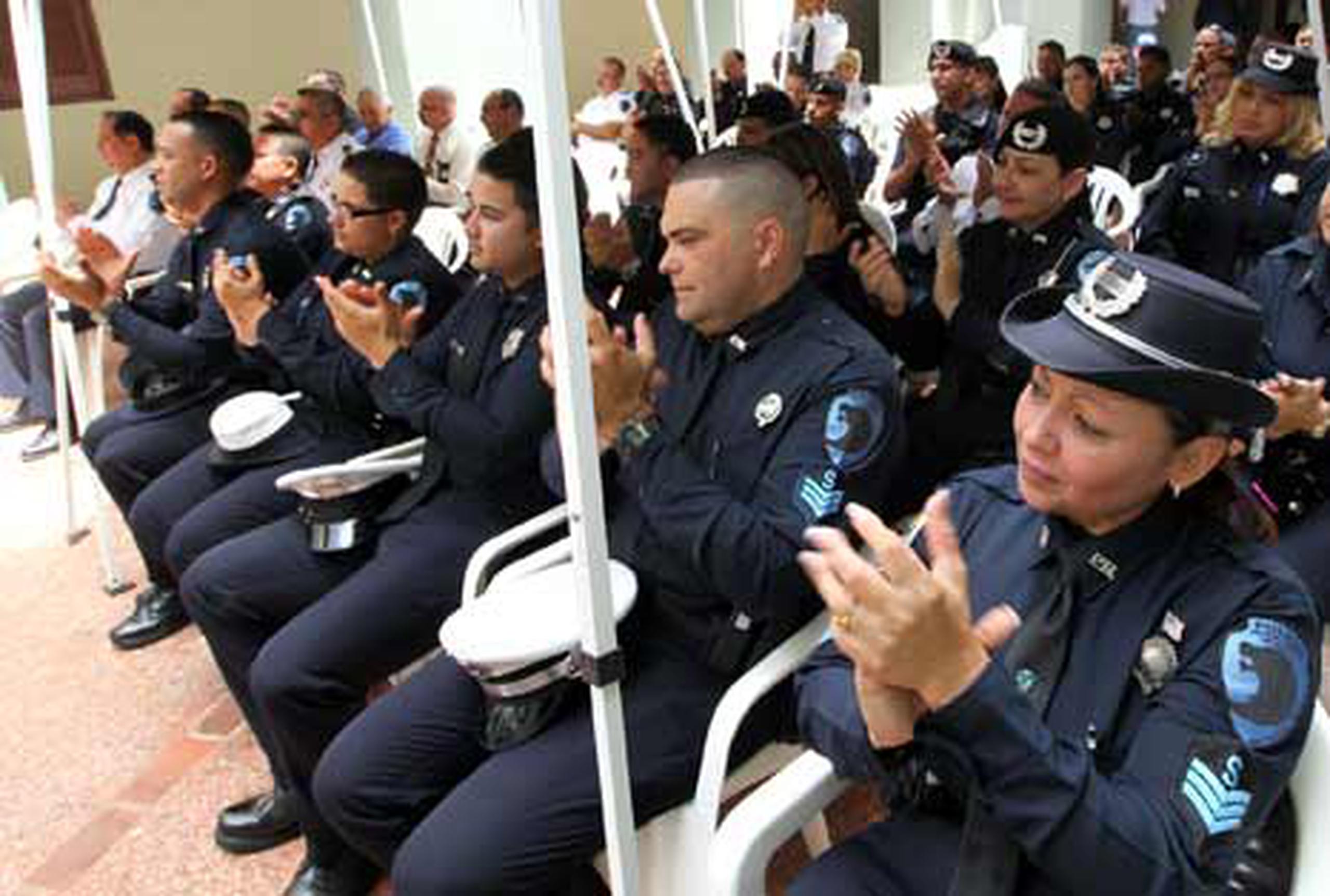 Policías municipales de Ponce reciben aumento de sueldo - Primera Hora