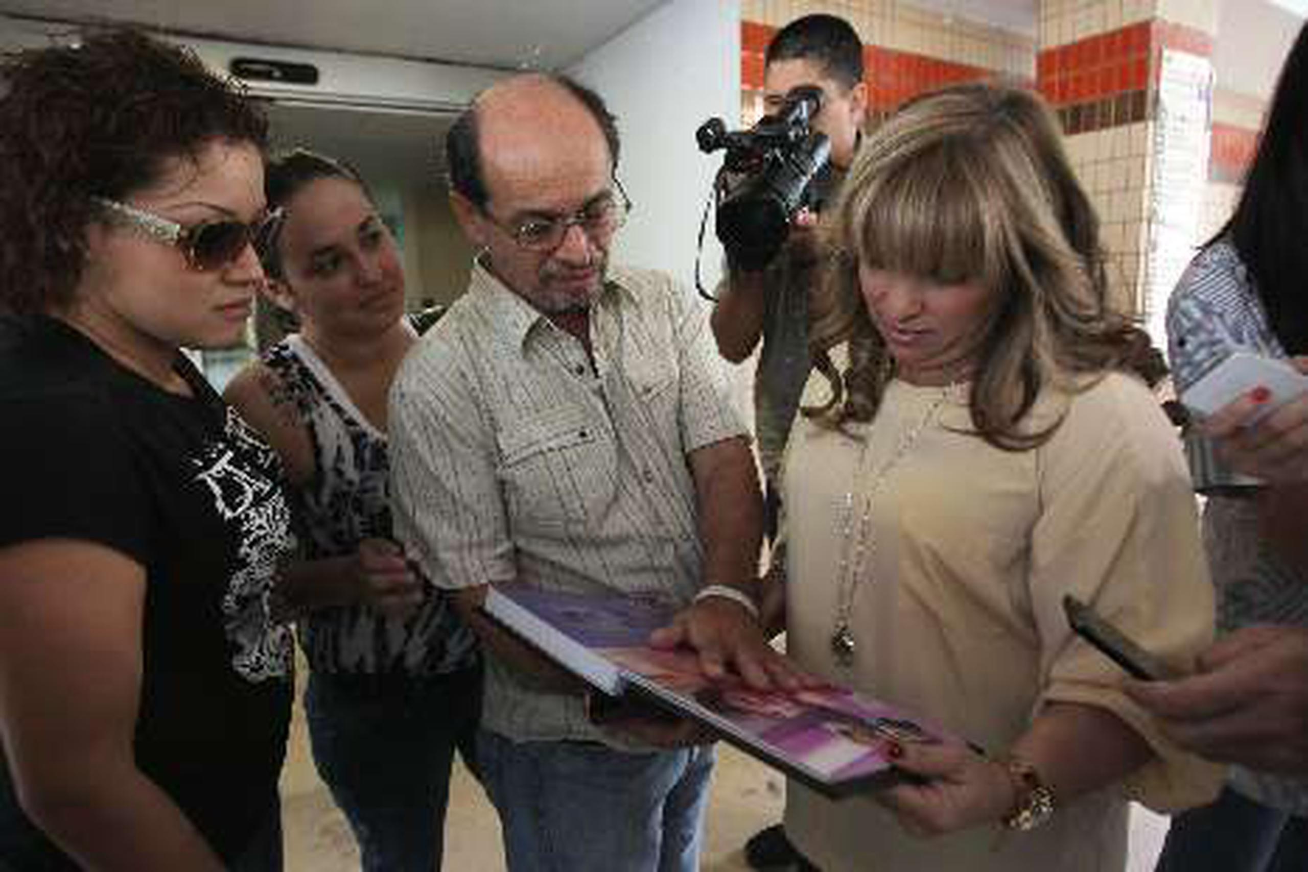 Esperan por un milagro para Karla Michelle Negrón - Primera Hora