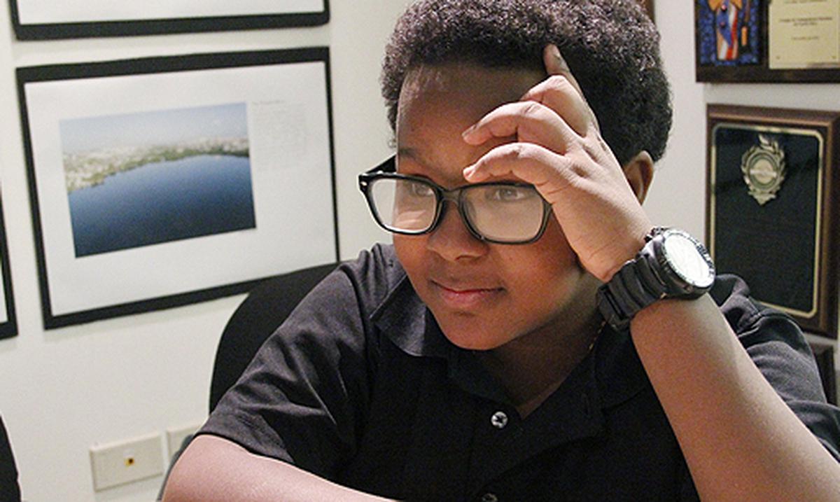 Jerald alza su voz a favor del dragado del Caño Martín Peña - Primera Hora