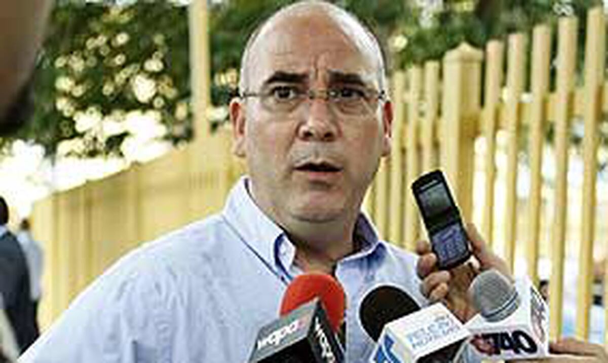 Superintendente se reúne con lideres comunitarios en residencial Luis ...