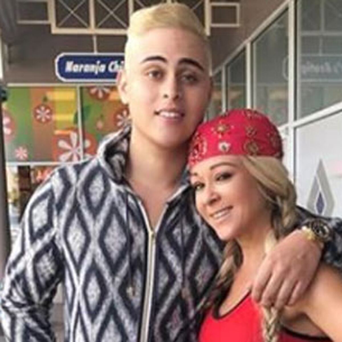 Hijo y padre de Ivette Cintrón se contagian con el rubio - Primera Hora