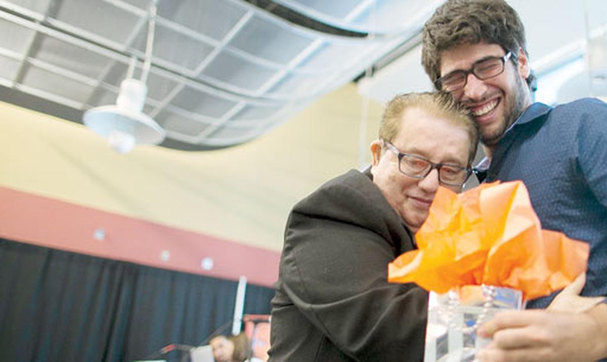 Listo para la acción ente que busca dar mollero a jóvenes - Primera Hora