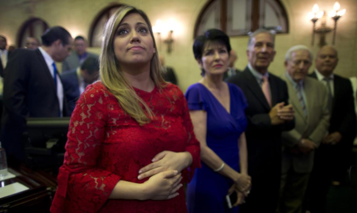 Beatriz Rosselló muestra su embarazo - Primera Hora