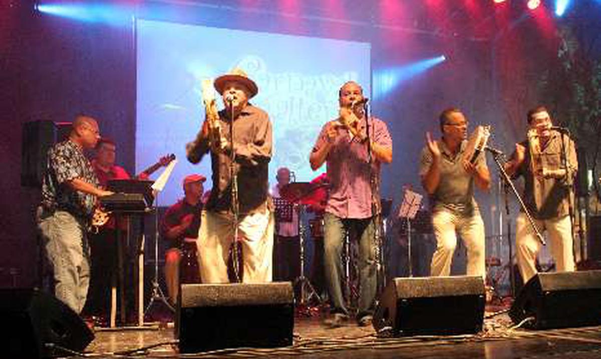 Plena con sabor a salsa - Primera Hora