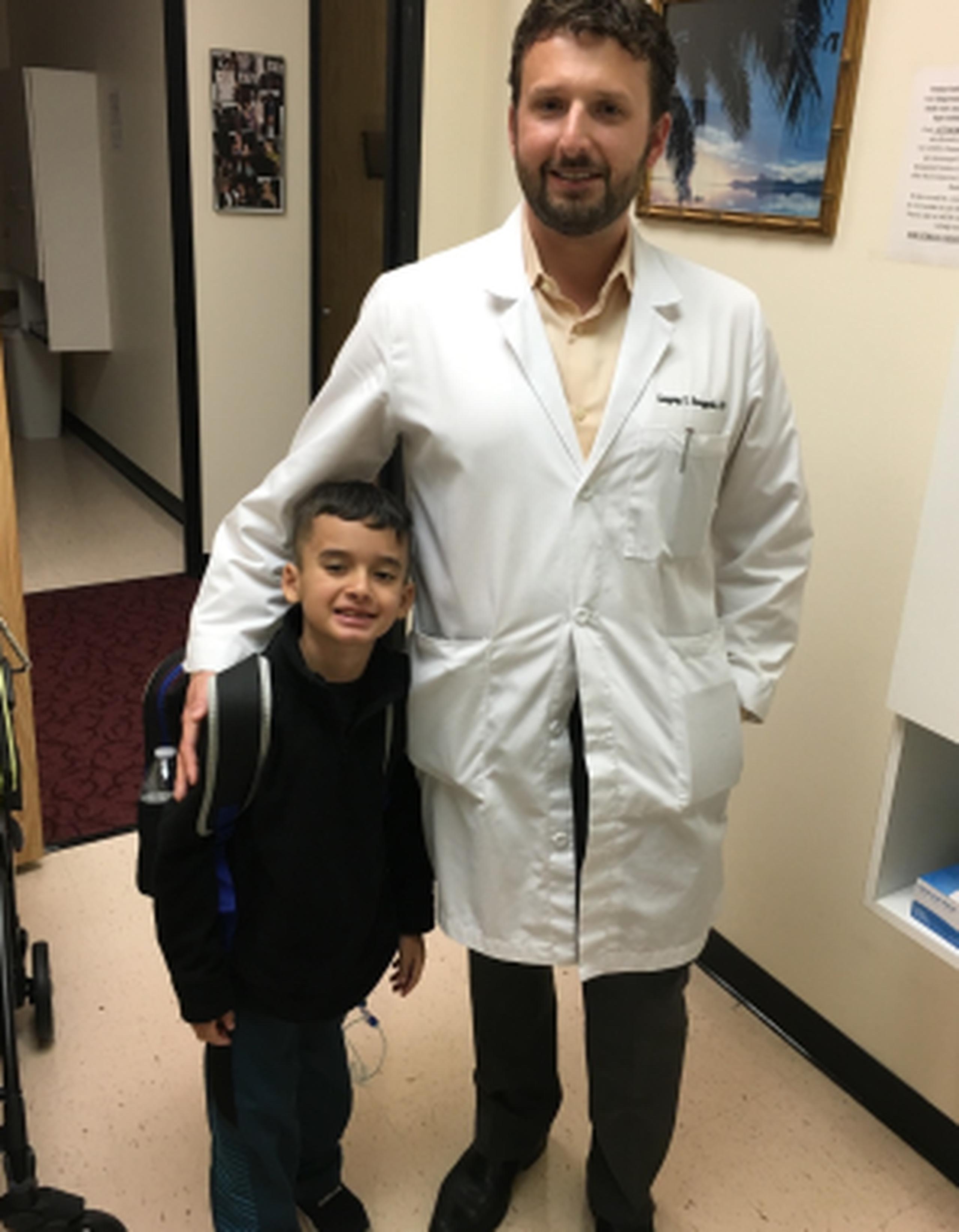 Celebrarán tremendo 'party' por Santi - Primera Hora