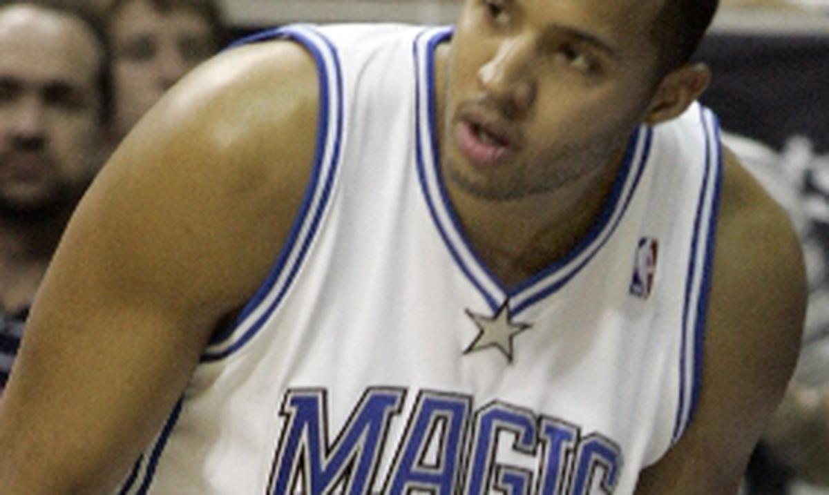 Piratas firman a Brian Cook - Primera Hora