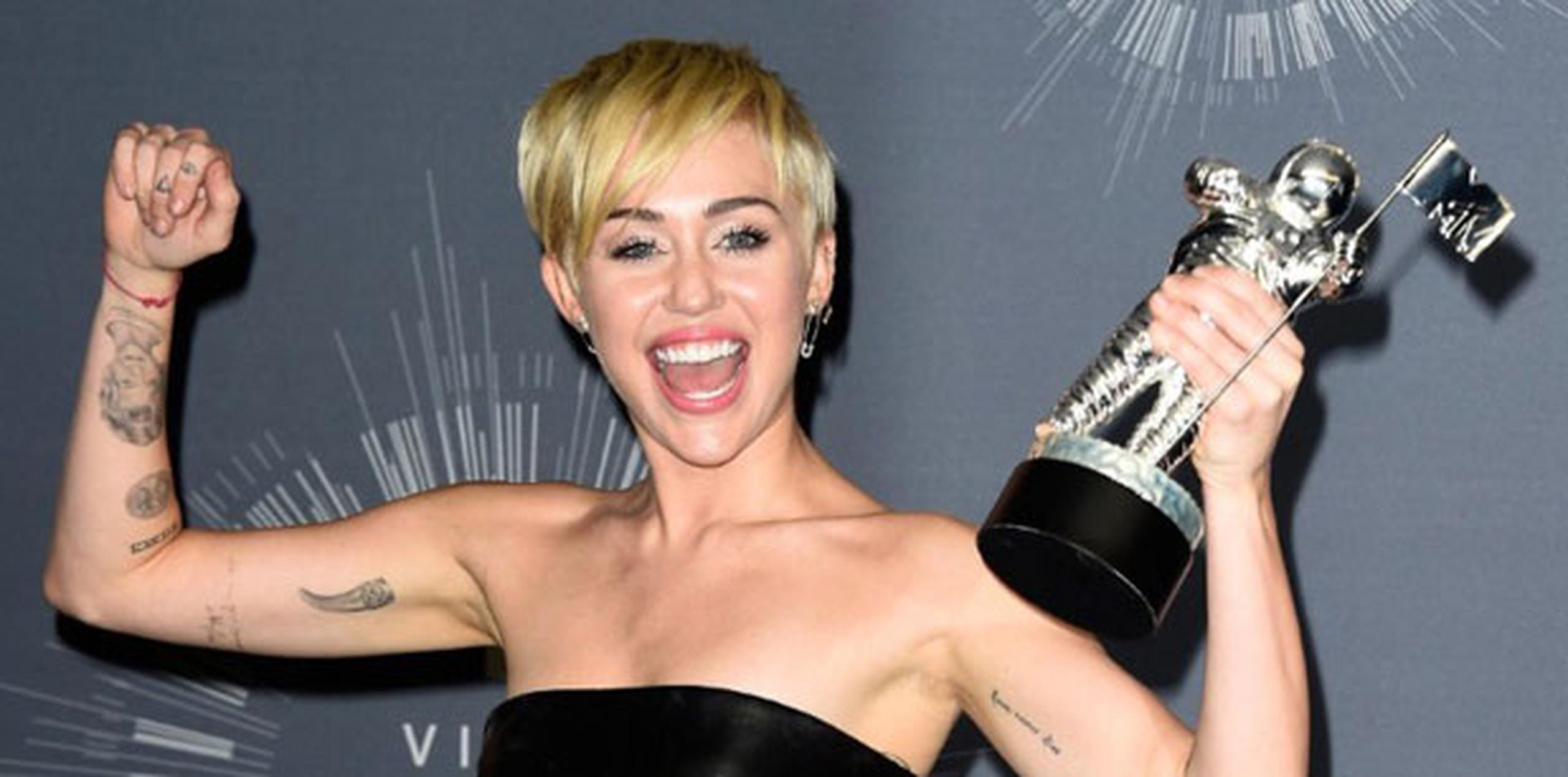 Miley Cyrus: "Agradezco constantemente a la vida" - Primera Hora