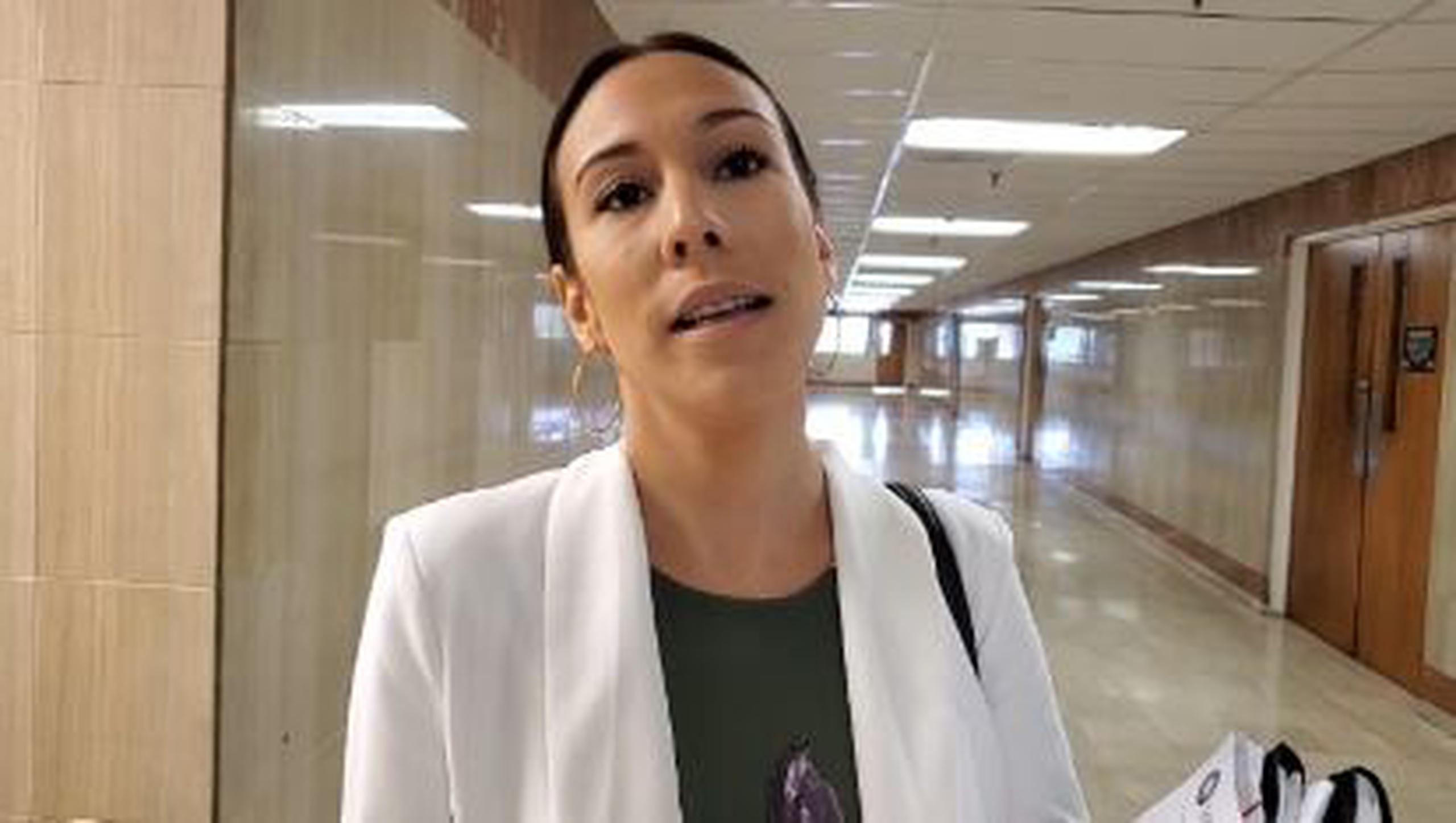 Asoma posible acuerdo con adolescente acusado matar a su madre ...