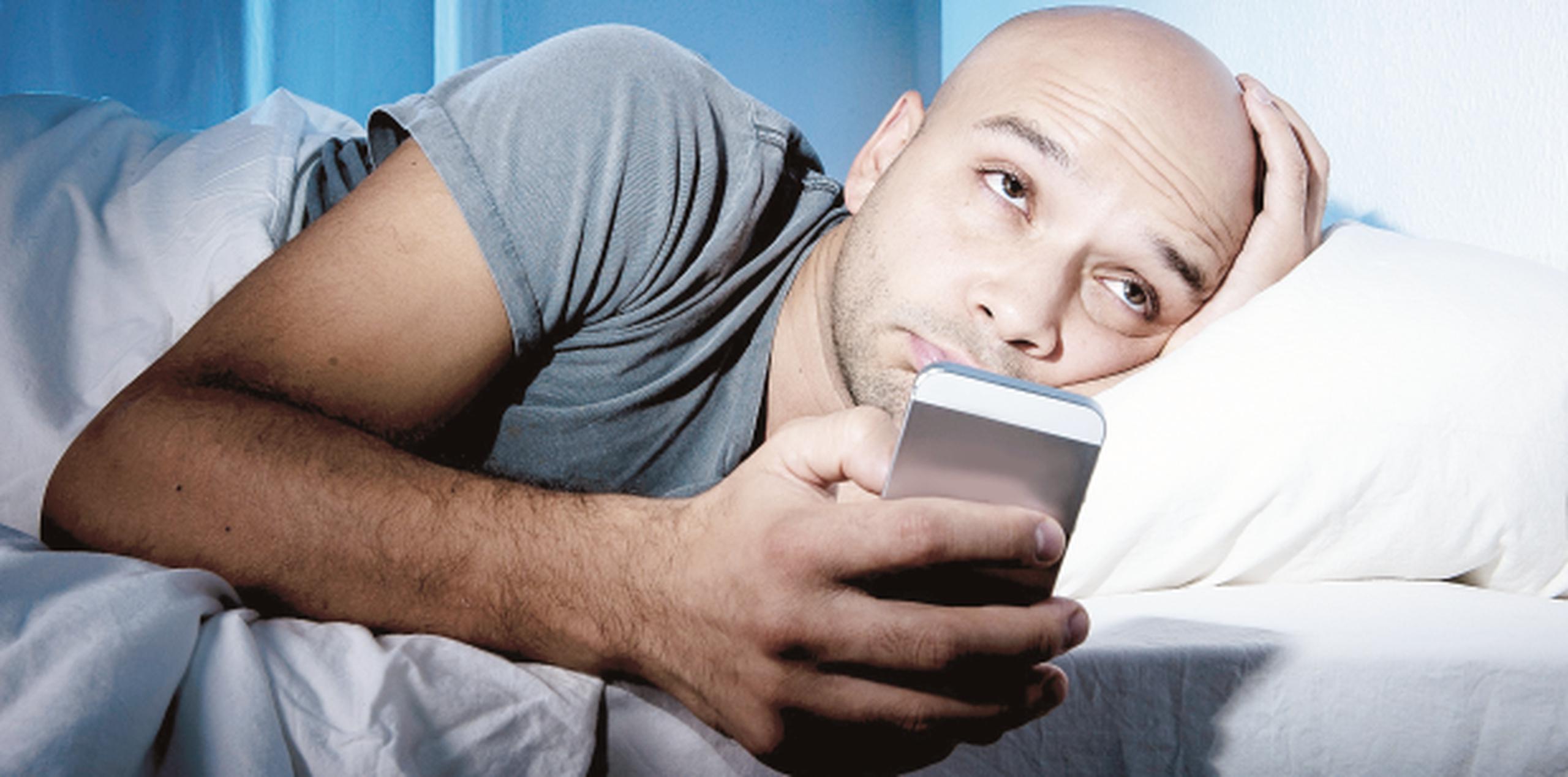 La gente revisa el celular como 85 veces al día - Primera Hora