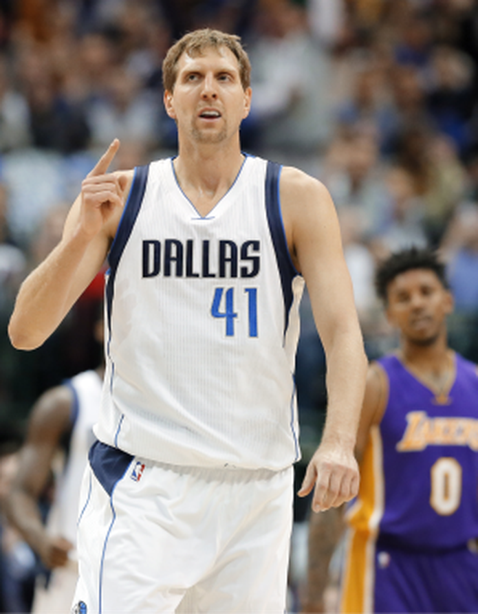 Dirk Nowitzki rebasa los 30,000 puntos - Primera Hora
