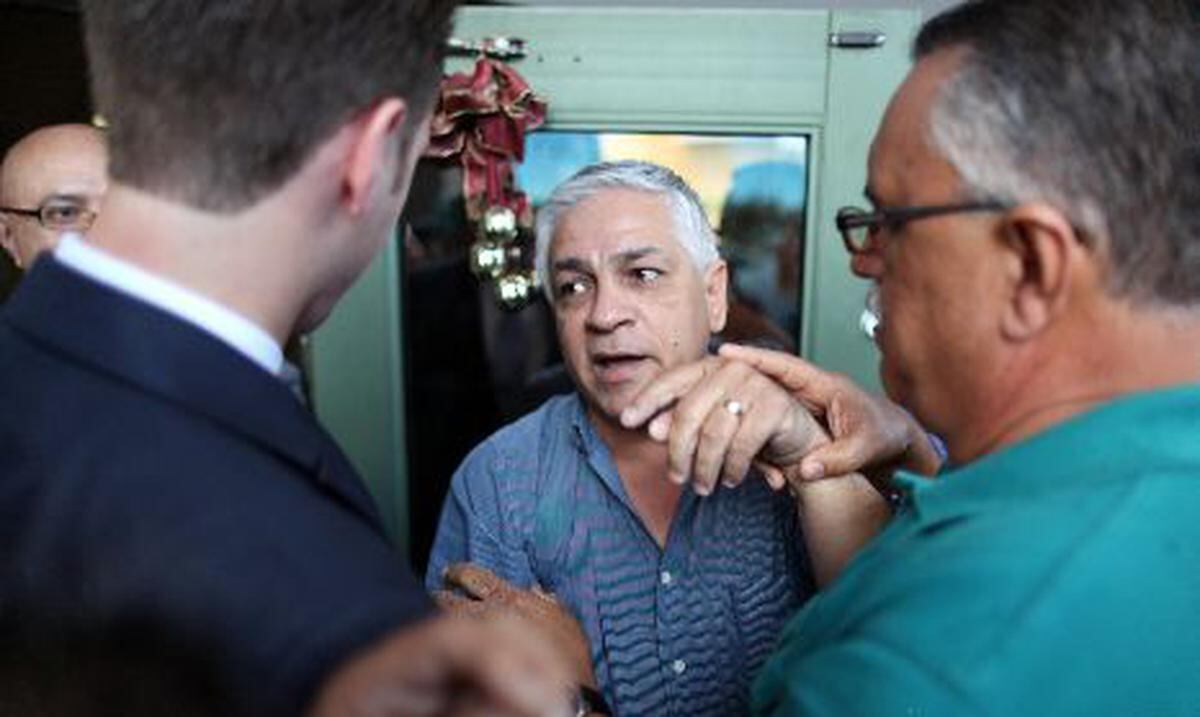 Edwin Mundo con su propia vigilancia - Primera Hora