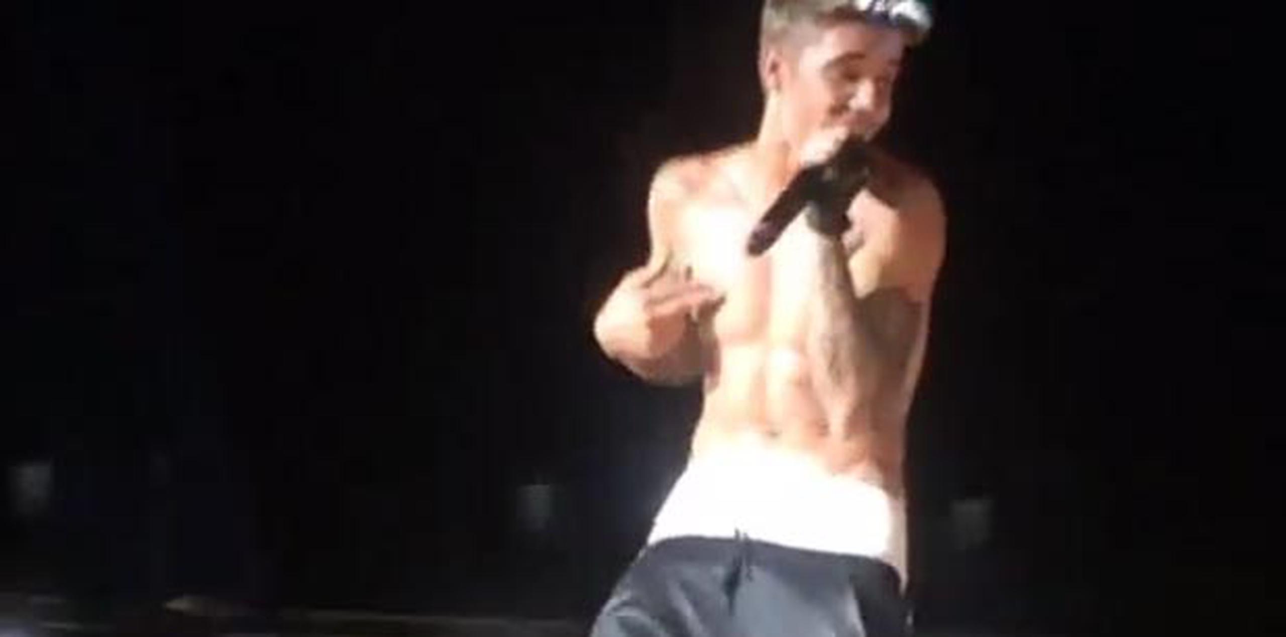 Justin Bieber Enseña Sus Calzoncillos En Concierto Primera Hora 