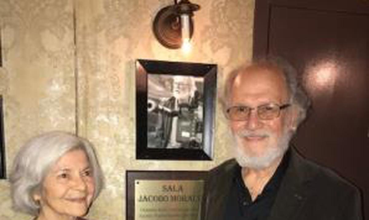 Con su propia sala Jacobo Morales en CinemaBar 1950 - Primera Hora