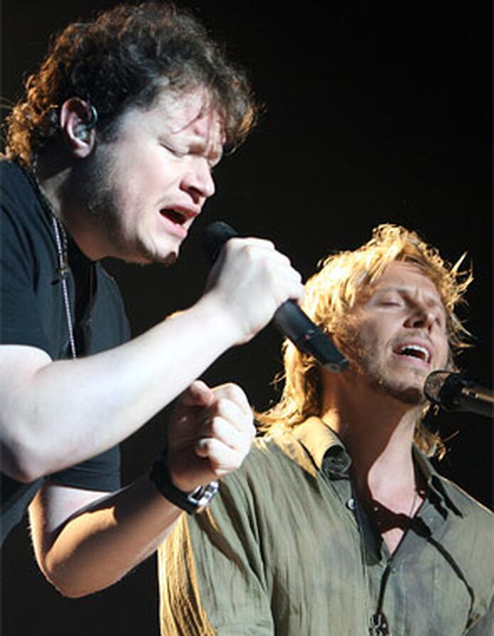 Sin Bandera complacerá a sus fans una última vez - Primera Hora