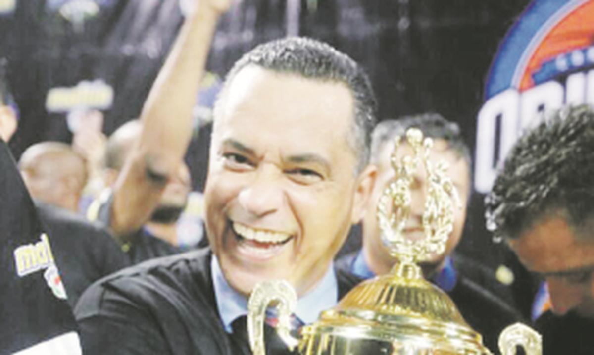 El técnico boricua Tony Ruiz avanzó a la final en Venezuela - Primera Hora