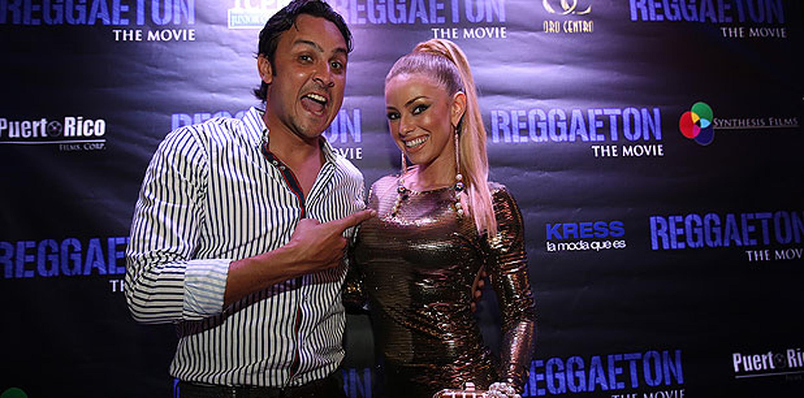 Bebe Y Natalia Emocionadas En La Premier De Reggaeton The Movie Primera Hora