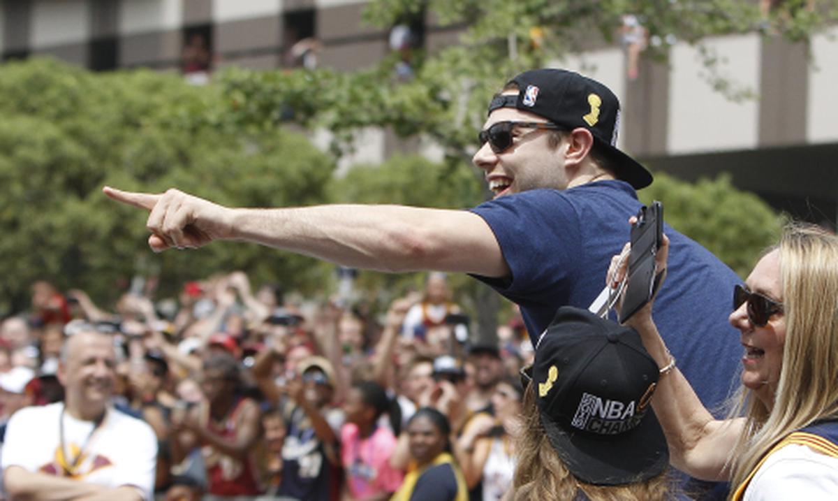 De campeón de la NBA a preparar sandwiches - Primera Hora