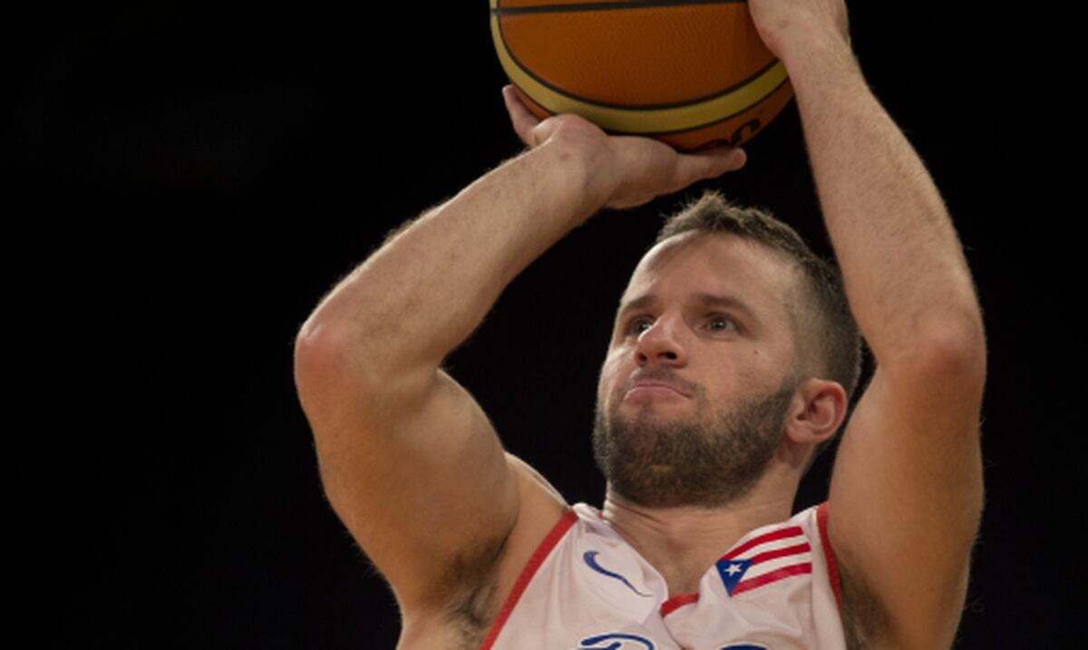 Dedican copa a J.J. Barea - Primera Hora