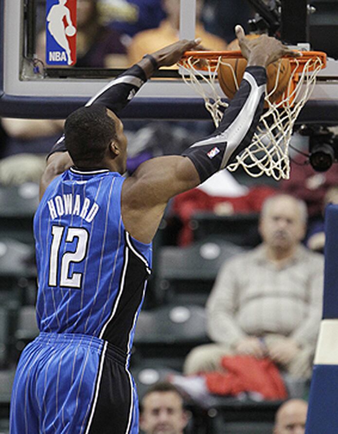 Dwight Howard se convierte en el máximo anotador de los Magic - Primera ...
