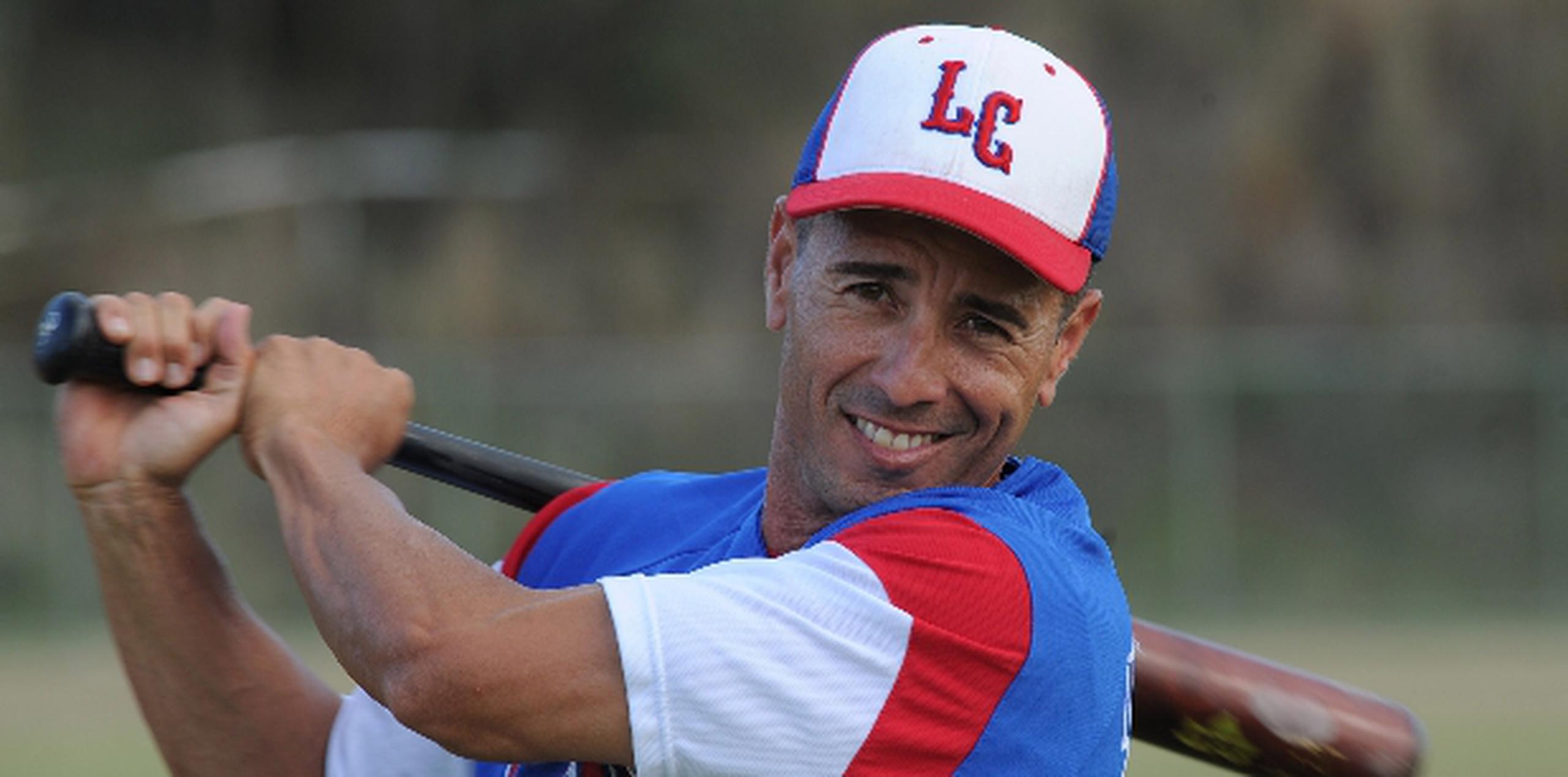 José Ponce a dos ‘hits’ de hacer historia - Primera Hora